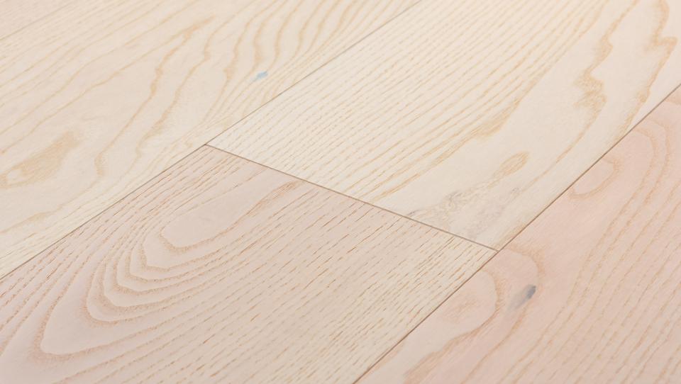 Brushed Ash Hand Shears | Kentwood Flooring